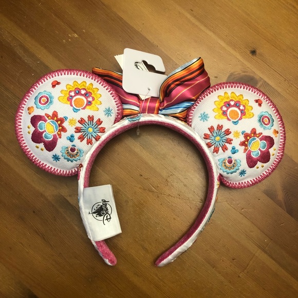 Disney | Accessories | Disney Epcot Mexico Minnie Ears | Poshmark